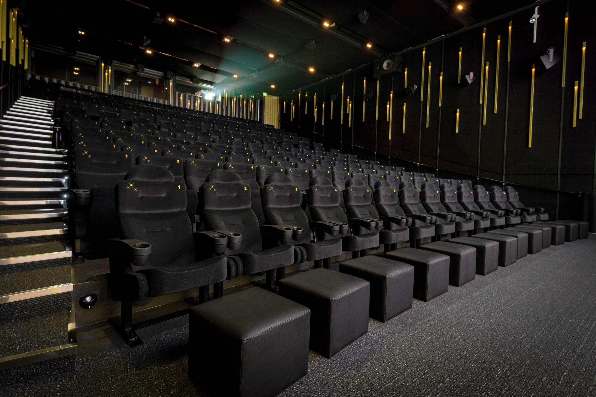 Rex Media - Premium Digital Advertising in Helsinki | Cinema & Outdoor Screens